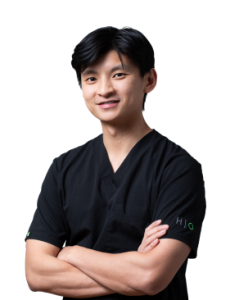 HealthOne Medical Walk-In Clinic at The Well in Toronto